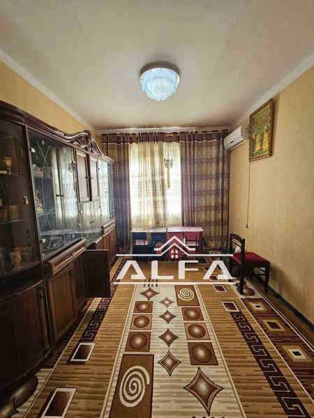 2 xonali 50m² 2-qavat sotiladi.