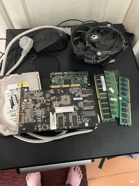 Kompyuter keyslari va zapchastla
