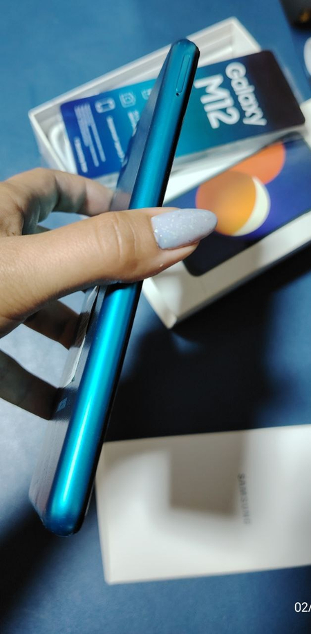 Продаётся samsung Galaxy M12