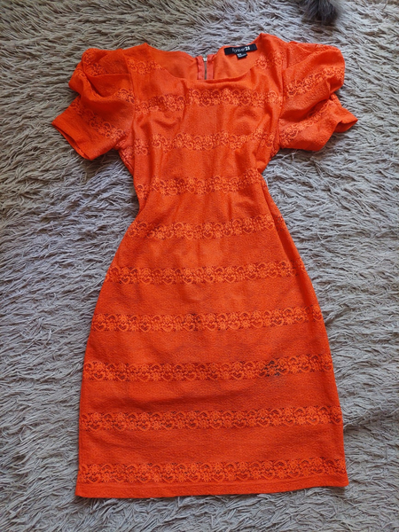 Классное платье forever 21