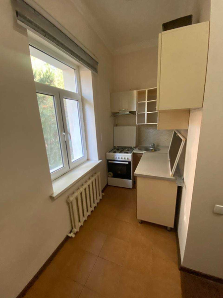 Продам Здание построенное в 50-ых годах(2 сотки)