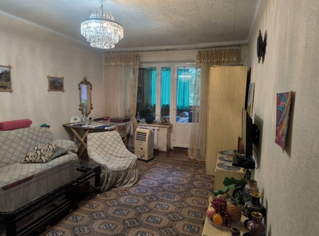 Продаётся 3 комнатная квартира на Ц-1 Московская планировка.