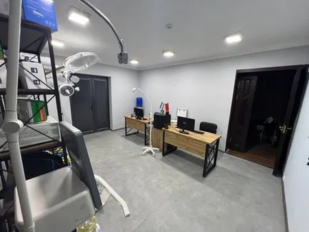 Метро Беруни 11 комнат 315м² вдоль дороги под офис или магазин