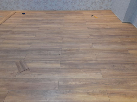 Tarkett laminat , parket usta