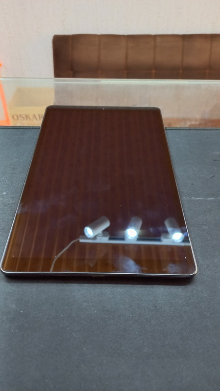 Samsung tab a10.