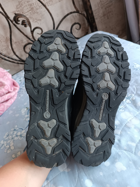 Кроссовки Outventure