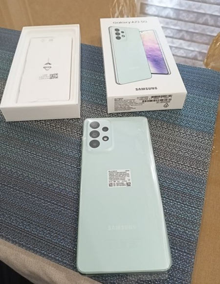 Samsung A73 sotiladi yoki abmenam buladi