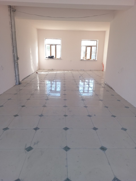 Magazin Arenda.5 MKR.Davr bank dom yoni