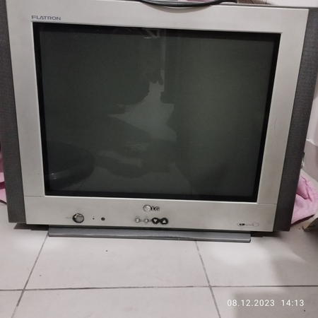 Телевизор lg б/у