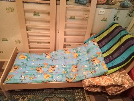 Продам детскую кроватку.