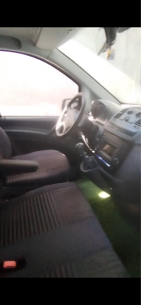 Mercedes vito sotiladi