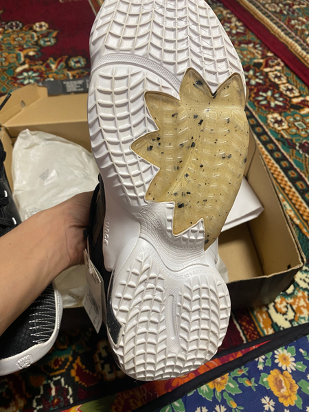 Продаётся баскетбольные кроссовки Adidas D. O. N. ISSUE 2