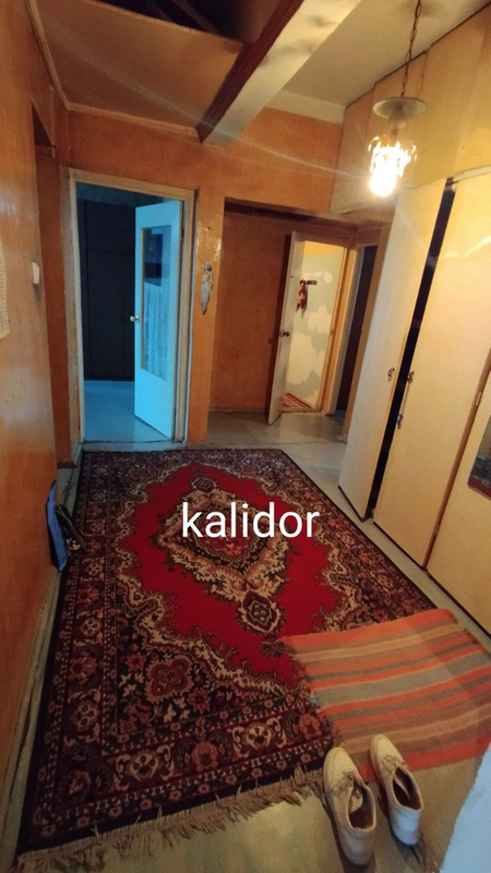 Dom sotiladi bez remont