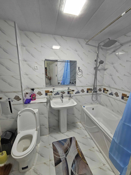 3 xonali 95m² 5-qavat sotiladi.