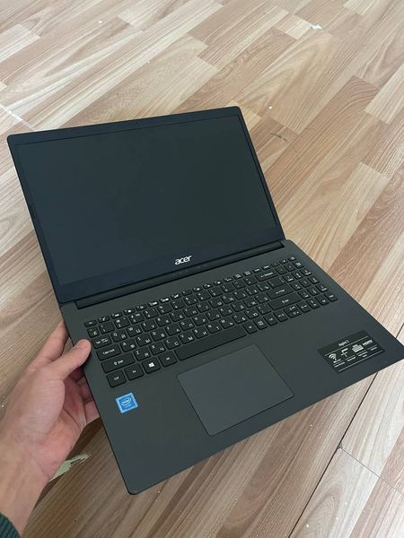 Acer aspire 4/256 srochni sotiladi