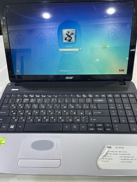 Noutbuk acer 571G