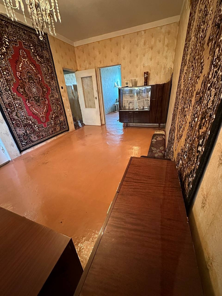 Продаётся квартира Мирабадский р-н Массив Куйлюк 3  3/3/4