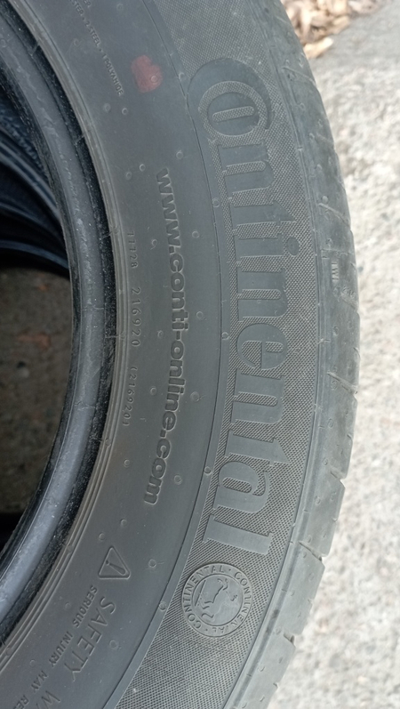 Продам автошины Continental 195/65R15