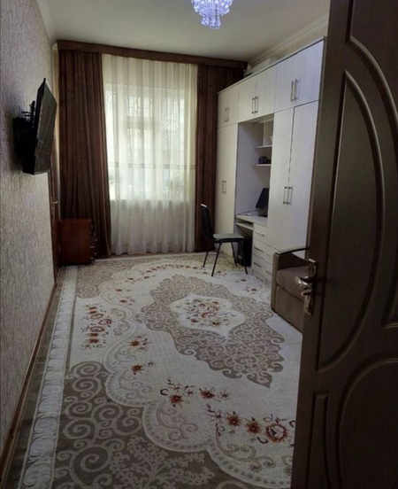 .Продам 2комнатную 1этаж евроремонт 51м2 раздельный Сергели 6А подвол.