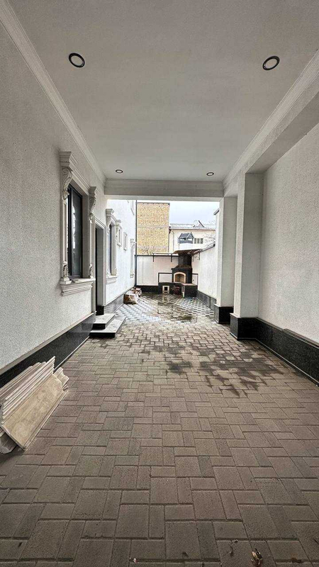 Продаётся отдельно стоящая здание под Гостиницу, Учебный цент, Клинику