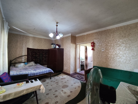 Продам 1/3/4 Яшнабадский район, крестик, 40 лет
