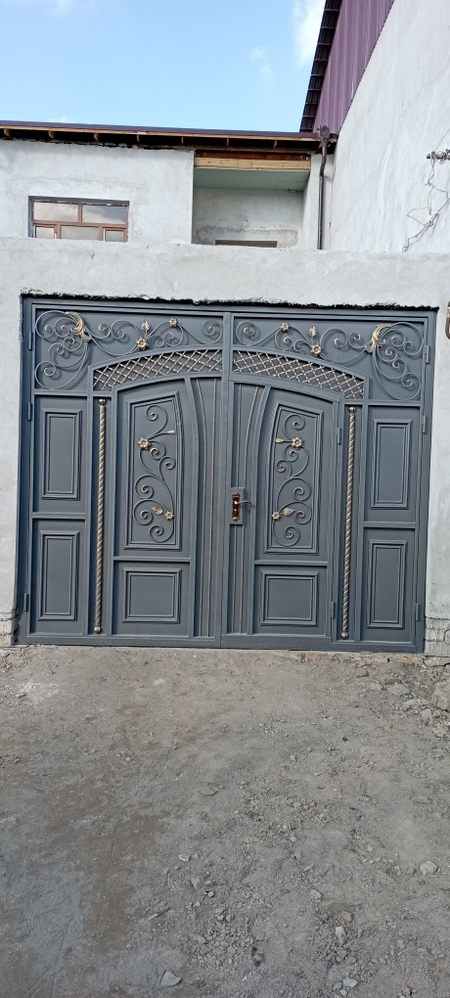 Zamonaviy stilda temirdan naves va boshqa mahsulotlar