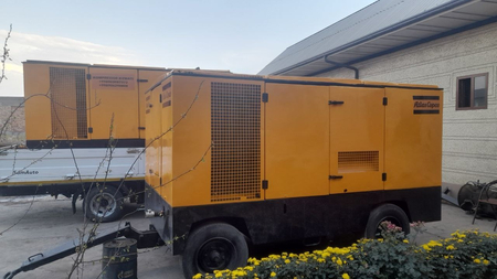 ATLAS COPCO  kompressori sotiladi
