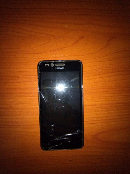 Продам на запчасти Huawei
