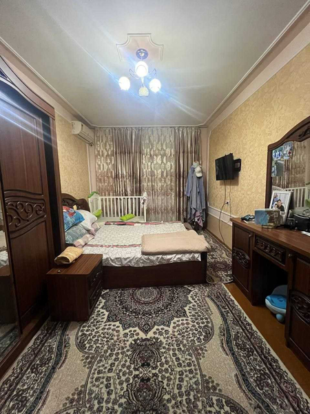 Продам Сергели-8А 4/1/9 94-кв.м Балкон: 2*6