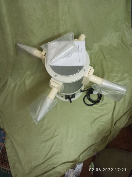 Планшет artel