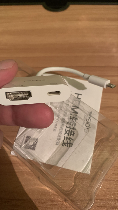 Iphone’da stream qilish uchun HDMI prihadnik.