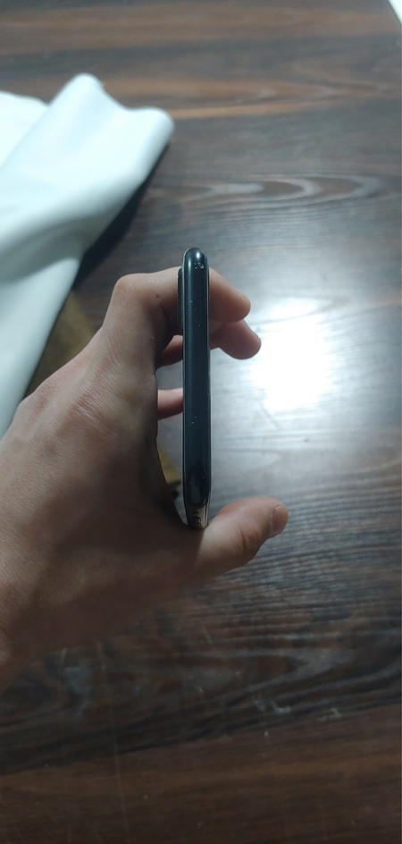 Продам Iphone 7 plus