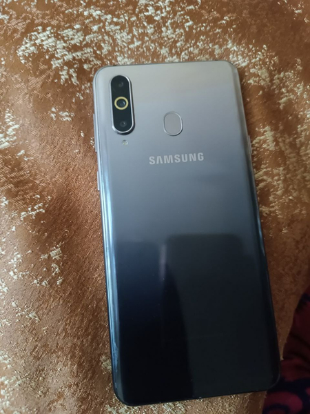 Samsung A9prp holati  yaxshi