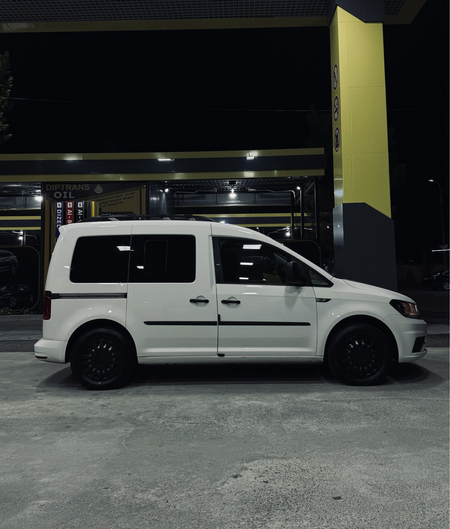 Продаётся VolksWagen Caddy Kombi В Хорошем Состояний