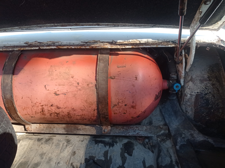 Volga 2401 sotiladi gaz 100 dakumentalni