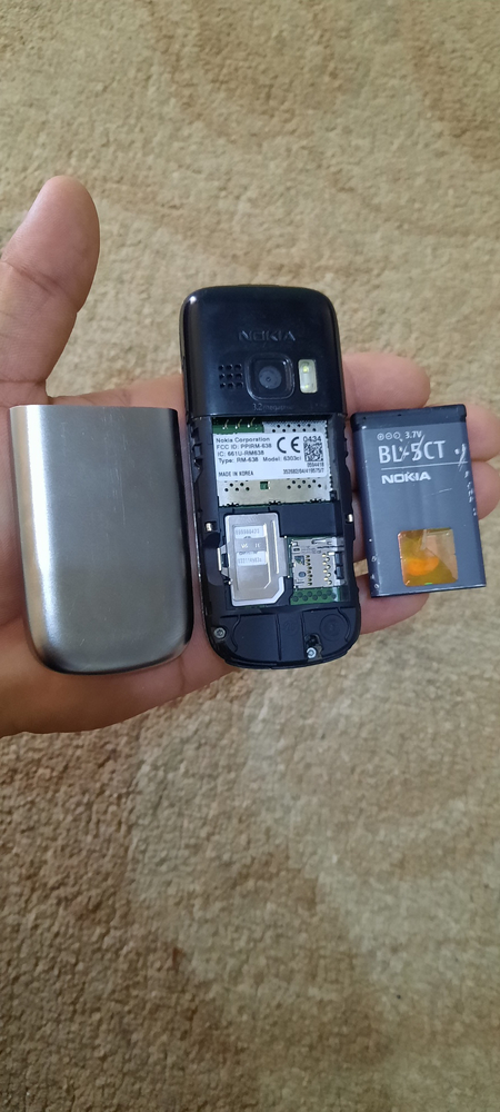 Телефон Nokia 63 03