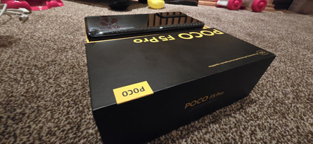 Poco F5 PRO 12/256/120hz/FullHd+/Amoled+Чехол