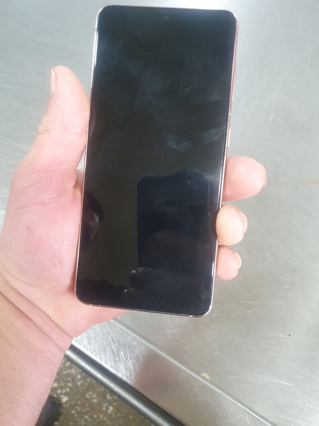 Galaxy S21 5G sotiladi Korean