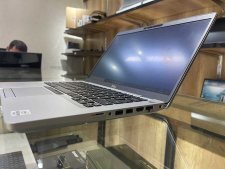 DELL Latitude 5411 Intel Core i7-10850H озу16гб 256ssd