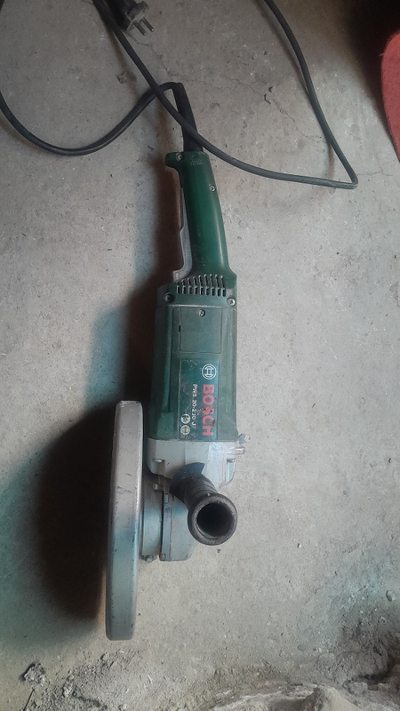 Bosch bolgarka rossiyadan keltirilgan. Original juda kam ishlagan
