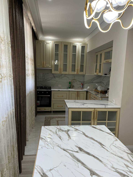 Ц-4 Алайский с/м Ардус 3-комнатная 2/4 74 м² кирпич евроремонт