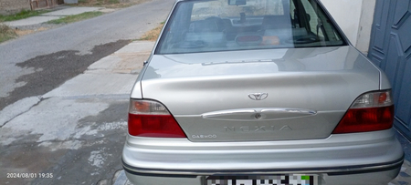 Nexia1 sons Daewoo