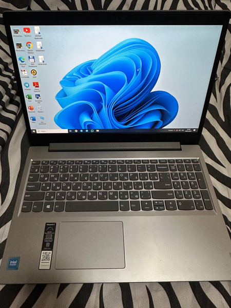 Ноутбук lenovo
