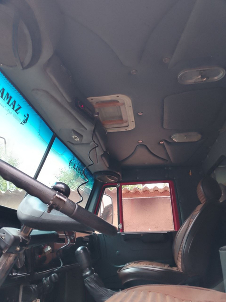Kamaz samosval sotiladi