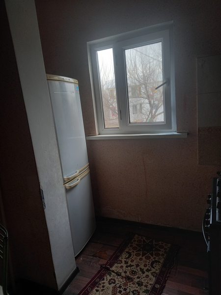 Медгородокда 3/3/9 квартира ижарага берилади.