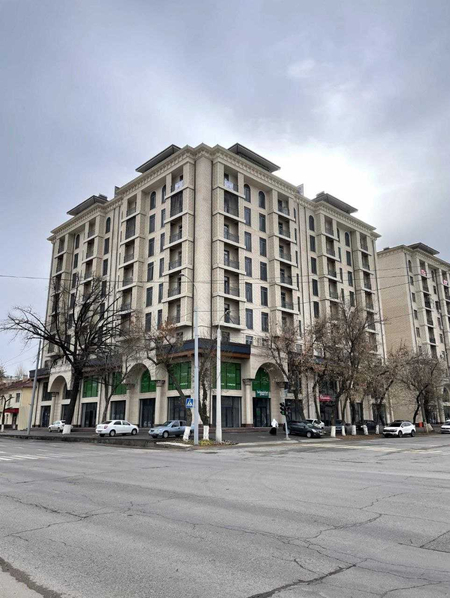 (К128617) Продается 3-х комнатная квартира в Алмазарском районе.