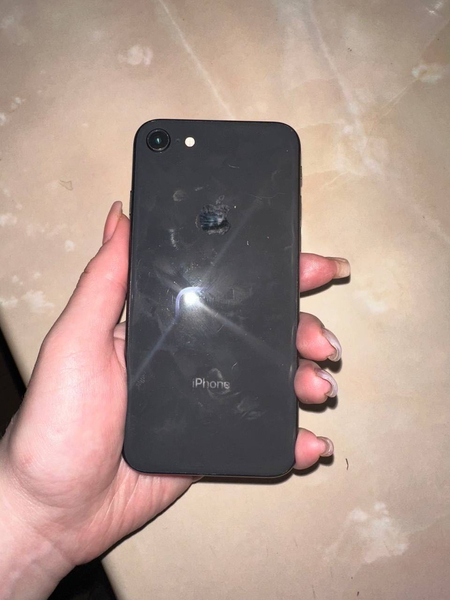 iPhone 8 black /64 гб