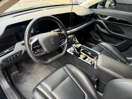 Продаётся автомобиль премиум класса Bestune B70 full