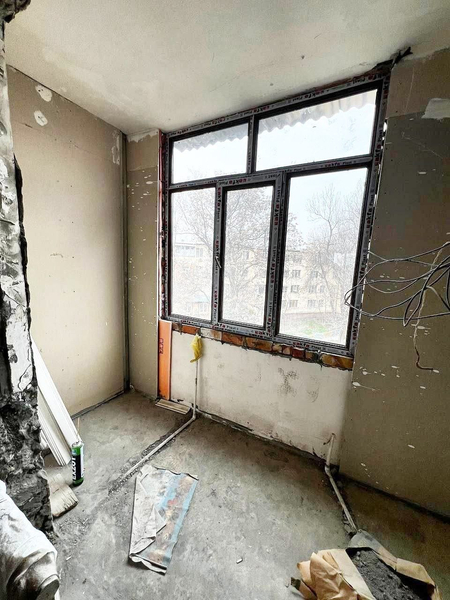 Продам квартиру Ялонгоч 3в4/4/4 65м2 не законченный проект