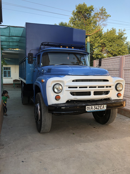 Zil 130……………………..
